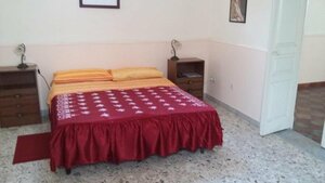 I Platani (Sicily, Catania, Via Vittorio Emanuele III, 183), otel  Sicilya'dan