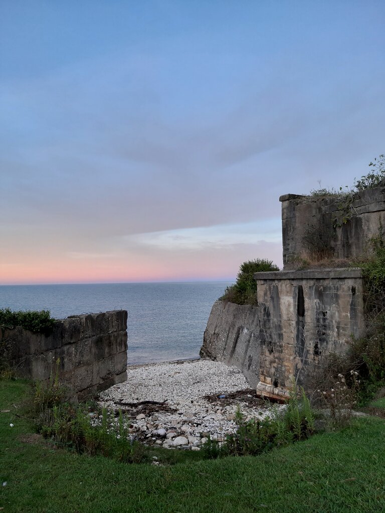 Tatil altyapısı Корпус бывшего пансионата Эшера МПС СССР, Sukhumi Bölgesi, foto