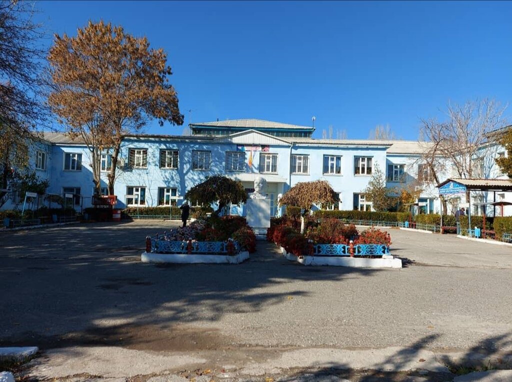 Ortaokul Comprehensive School No. 90 Named After Manas, Celal‑Abad İli, foto