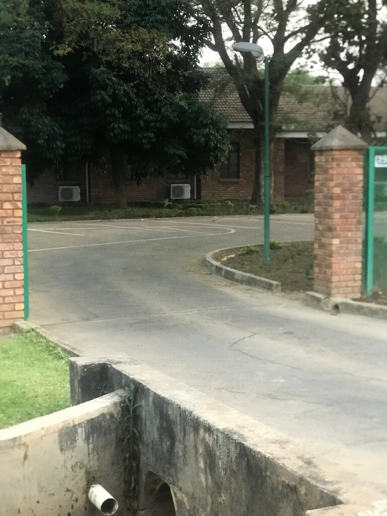 Ortodoks kiliseleri The Church of Jesus Christ of Latter-day Saints, Lusaka, foto