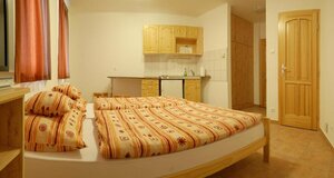 Pro Equus Lovaspark (Szent Erzsébet utca, 59), otel  Zala'dan