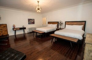 Maison Cdi by Daniel Meyer (Quebec, Montreal, Sherbrooke Street East), otel  Montreal'dan