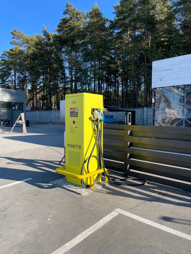 Elektrikli oto şarj istasyonları Punkt E, Novosibirsk, foto