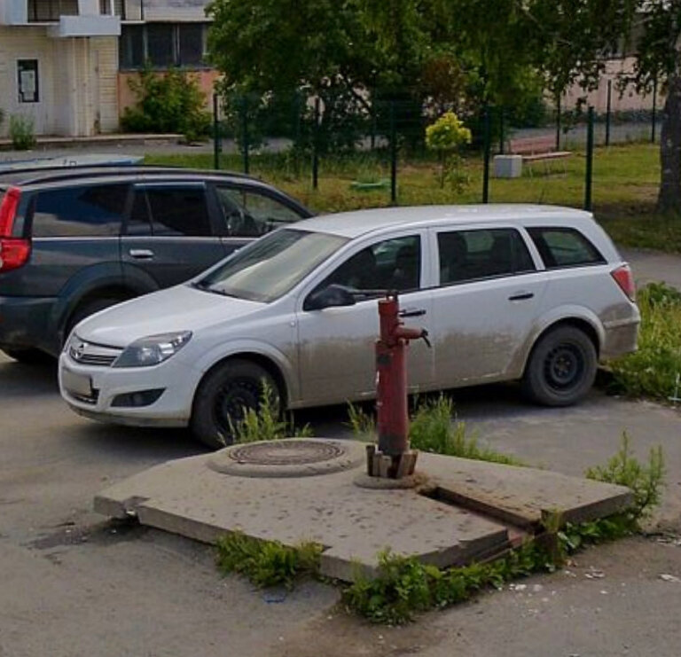 Tulumba Standpipe, Yekaterinburg, foto