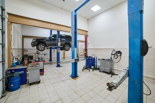 Otomobil servisi Sherif, Komi, foto