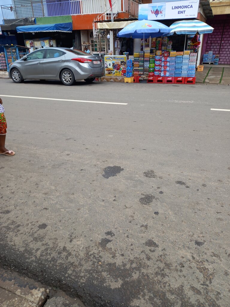 Para transferleri Asante Ventures, Akra, foto