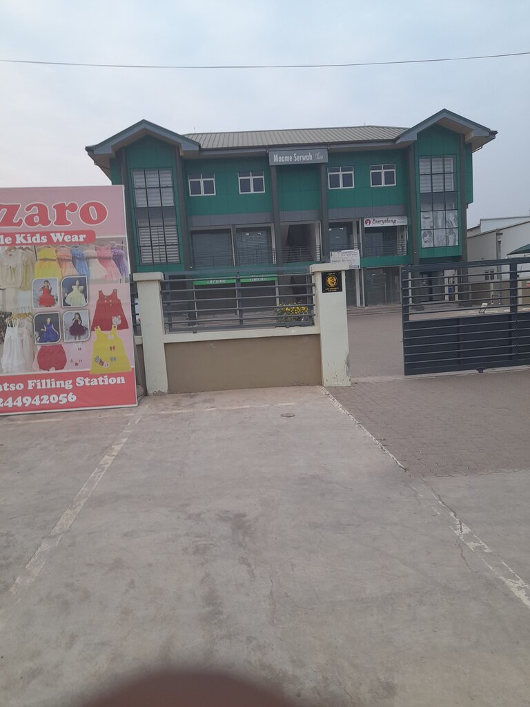 Giyim mağazası Serwaa Fabrics, Dünya, foto