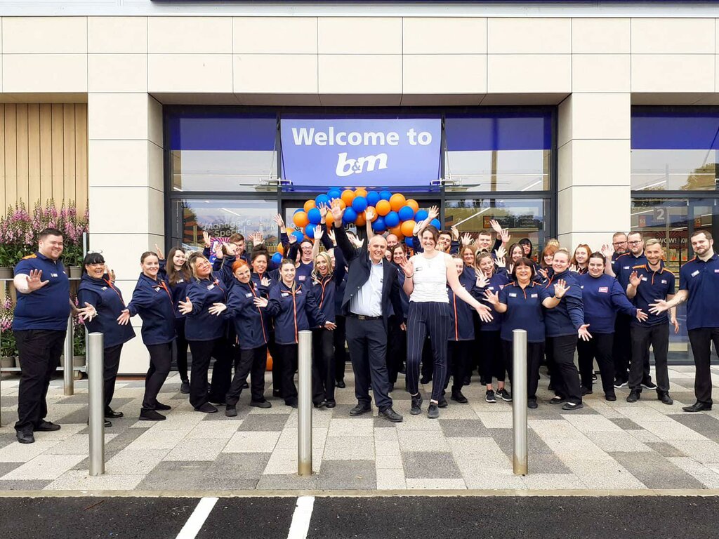 i̇ndirim ve fırsat sistemleri B&m Store, İngiltere, foto