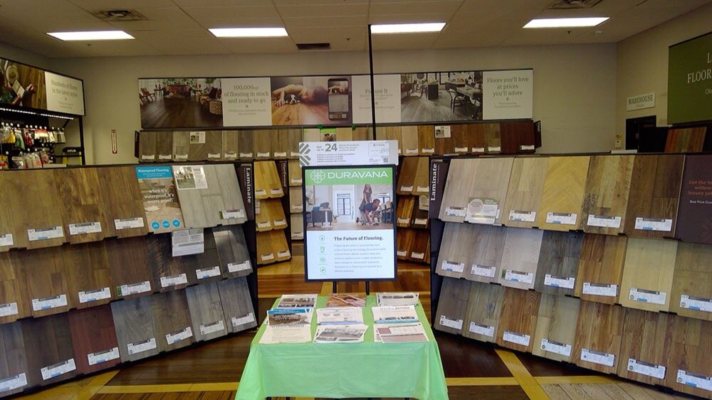 Mobilya mağazaları Ll Flooring, Fresno, foto