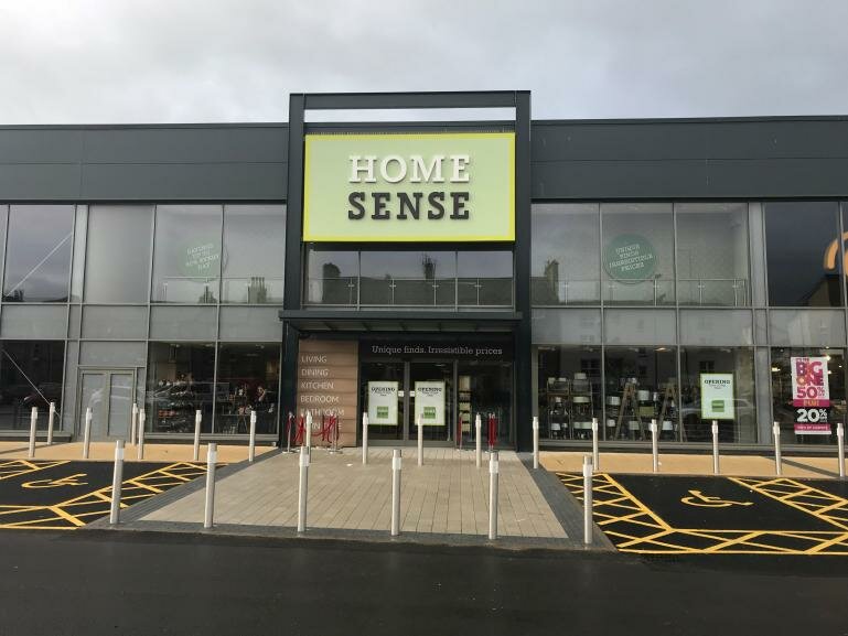 Ev eşyası mağazaları Homesense, Perth, foto