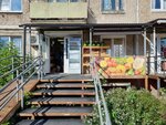 Фруктовая лавка (ulitsa Kostycheva No:37), manavlar  Perm'den