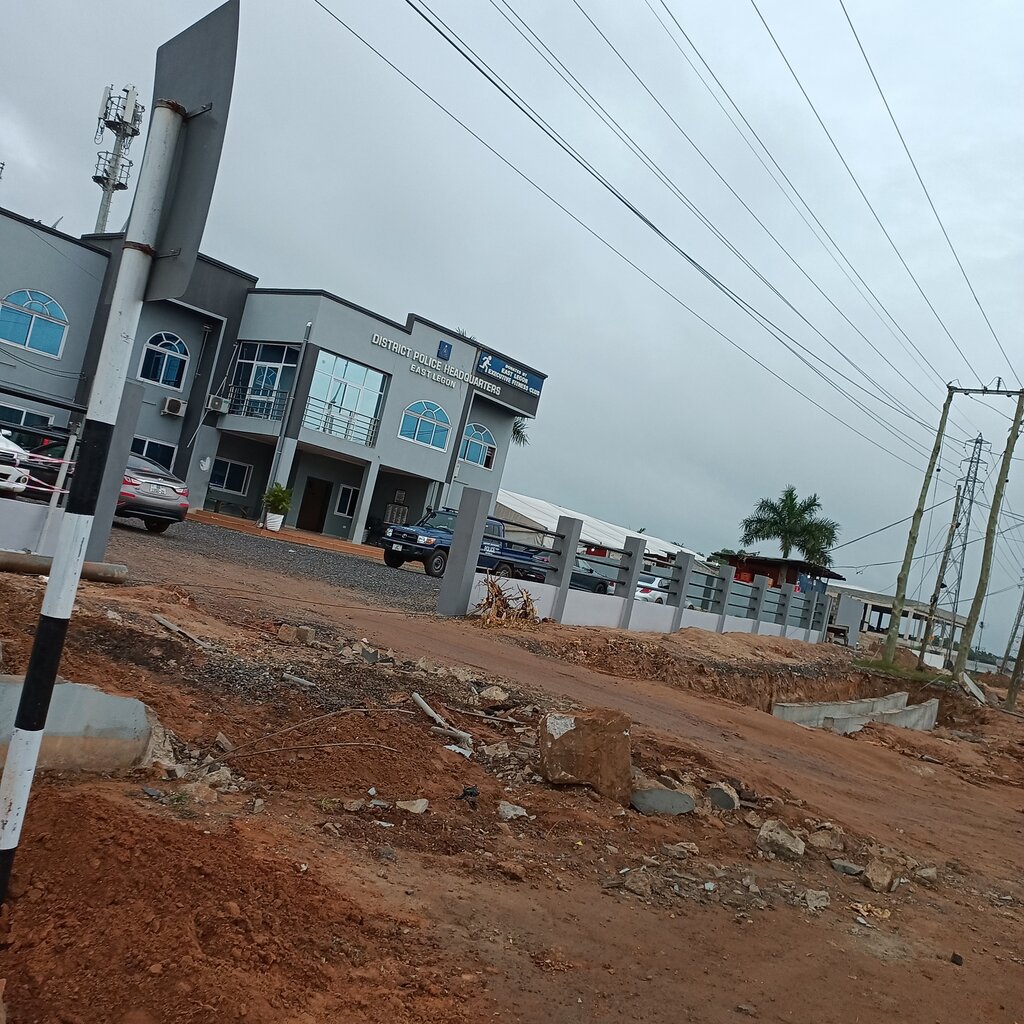 Polis merkezleri East-Legon Police Station, Akra, foto