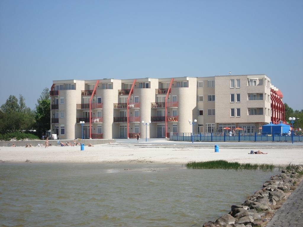 Otel Beach Resort Makkum, Friesland, foto