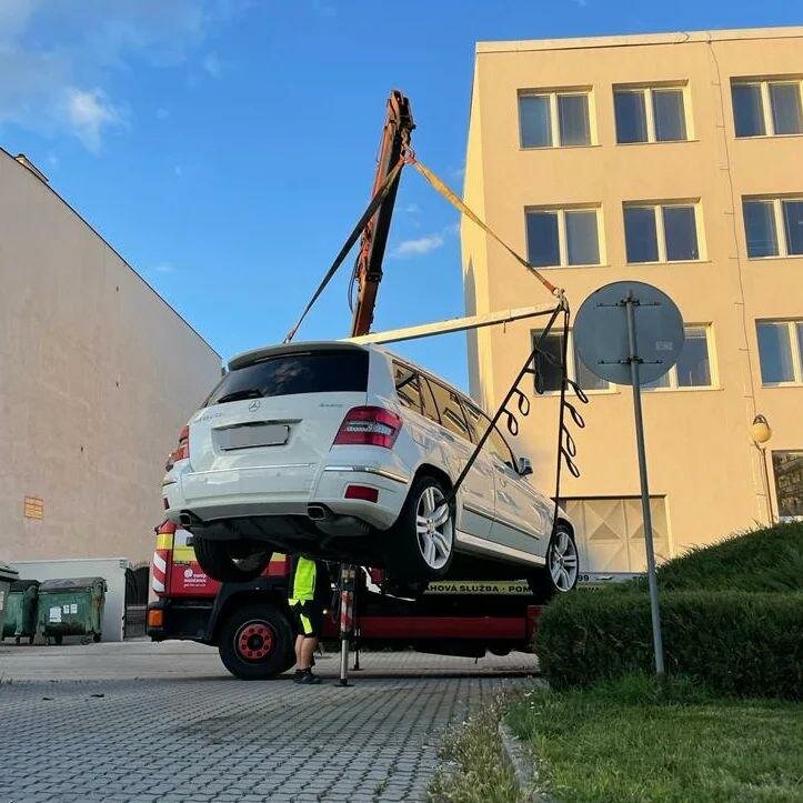 Çekici hizmeti Odťahovka Topoľčany spol. s R. O., Dünya, foto