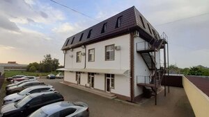 Hotel Timashevsk (ulitsa Matrosova No:2Б, mikrorayon Industrialny, Timashеvsk), otel  Timaşovsk'tan