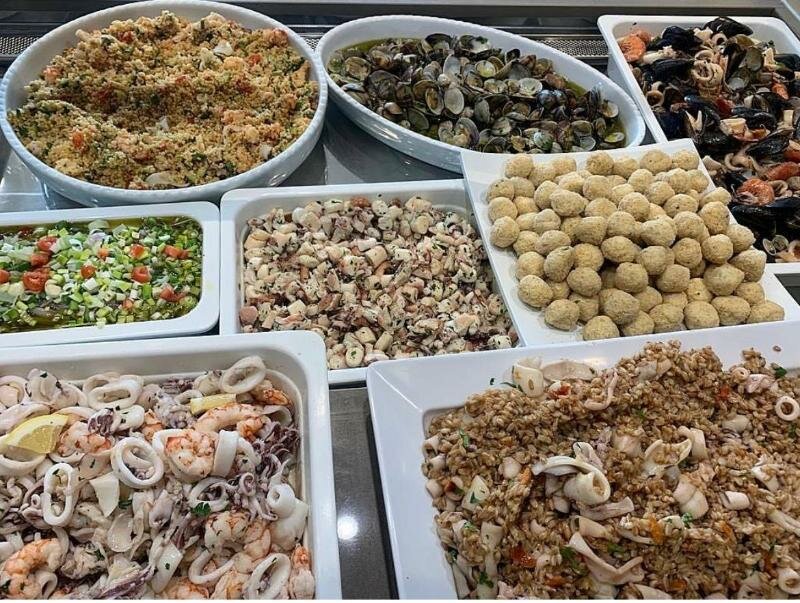 Balık çiftçiliği ve toptancıları Pescheria San Vito, , foto
