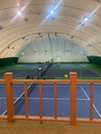 Dom tennisa (Kaplunova Street No:7с2), tenis kulüpleri ve kortları  Vladivostok'tan