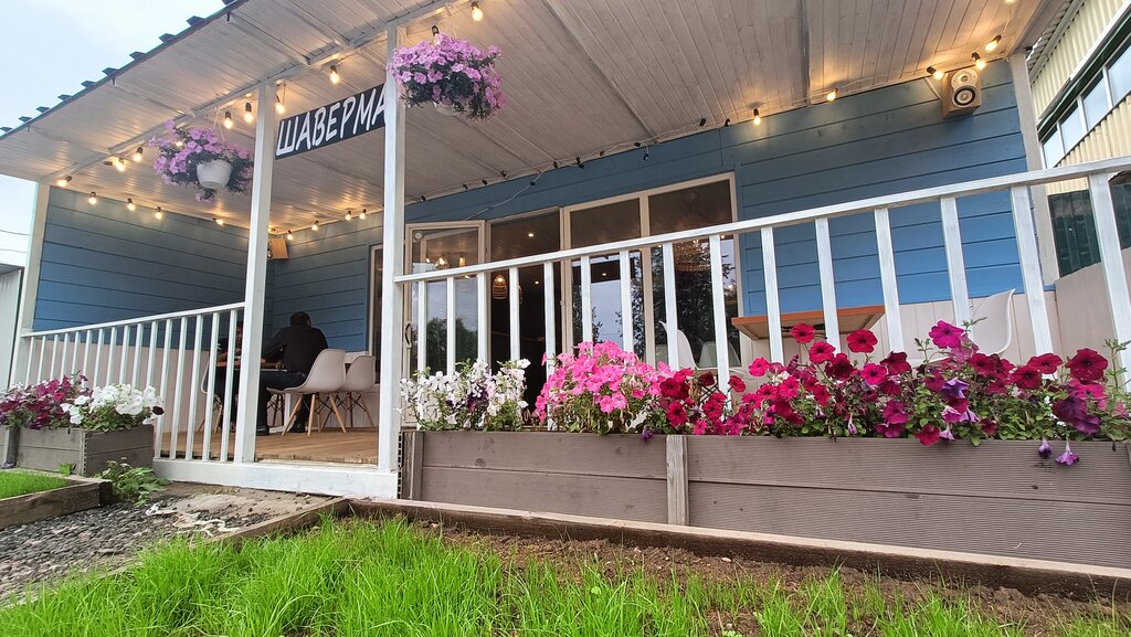 Kafe Шаверма на углях в кафе Дача, Saint‑Petersburg ve Leningradskaya oblastı, foto