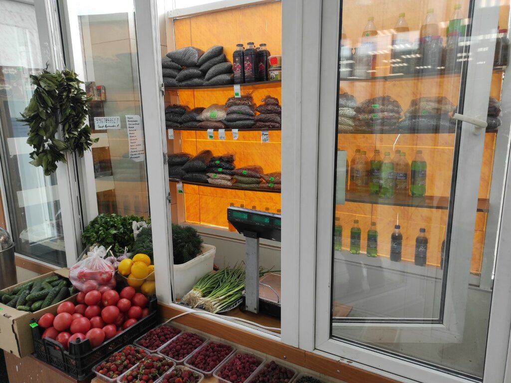Manavlar Овощи и фрукты, Surgut, foto