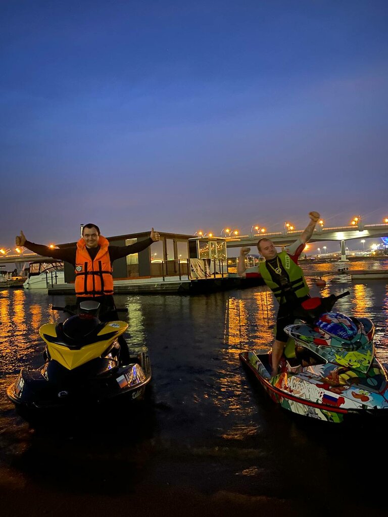 Kiralama noktası MotoFunPro, Saint‑Petersburg, foto