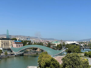Смотровая площадка (Tbilisi), seyir terası  Tiflis'ten