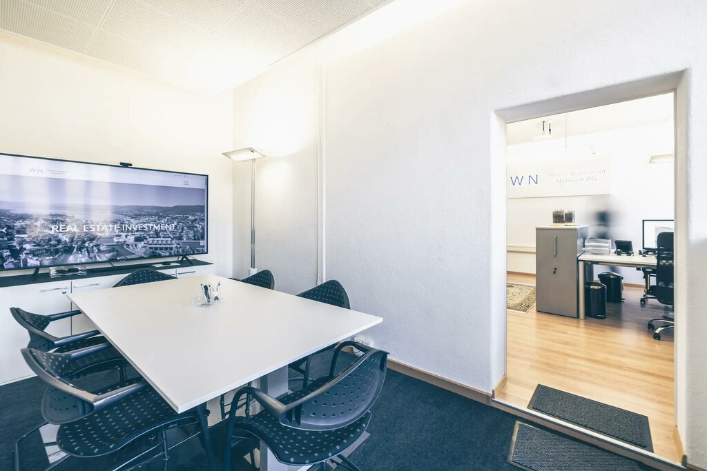 Eksper büroları Wealth Investment Network AG Standort Flums, St. Gallen, foto