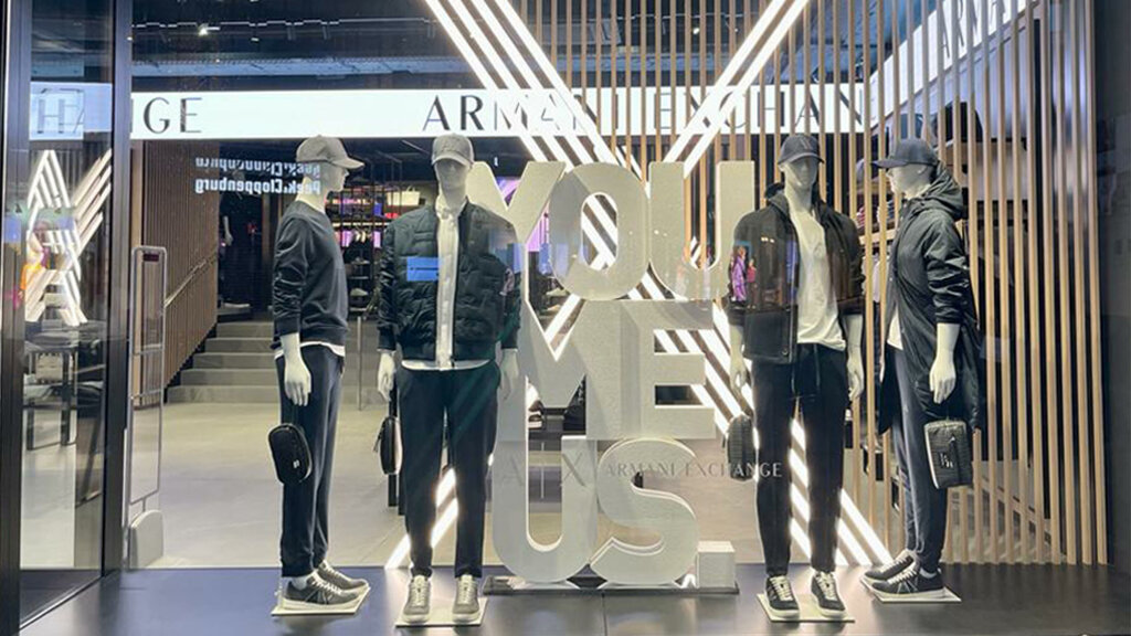 Giyim mağazası Ax Armani Exchange, Köln, foto