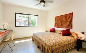 Ana’s Village (Calle Kabah,Lote 5,Departamento 208,77780 Tulum,Quintana Roo,), otel  Tulum'dan