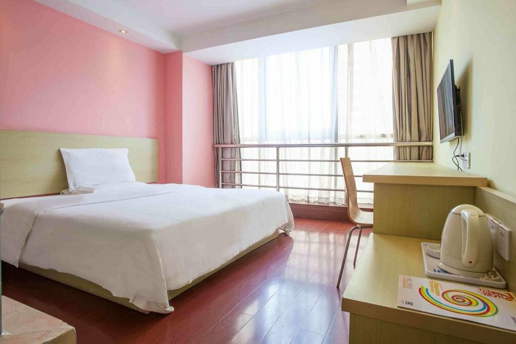 Otel 7Days Inn Hanzhong Central Square Renmin Road Railway Station, Hanzhong, foto