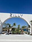 Zılly Alaçatı (İzmir, Çeşme, 18001 Sok., 3/1E), gece kulüpleri  İzmir'den