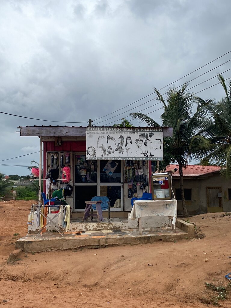 Güzellik salonu Godly Finger Beauty Parlour, Dünya, foto