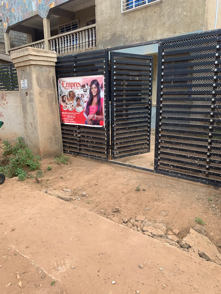 Güzellik salonu Empress Makeover, Dünya, foto