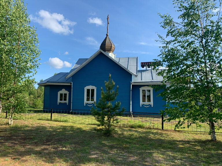 Şapel, haç anıtı Часовня, Novgorodskaya oblastı, foto