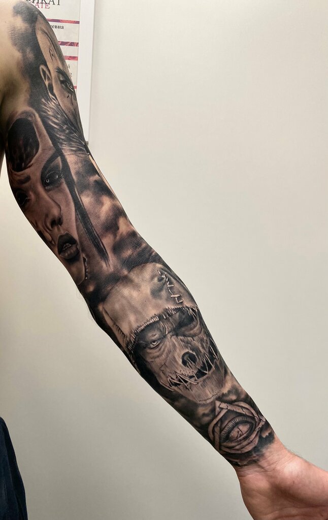 Dövmeciler Portal, Moskova, foto