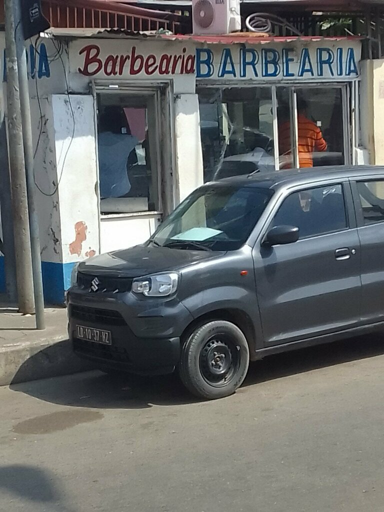 Kuaförler Babearia, Loanda, foto