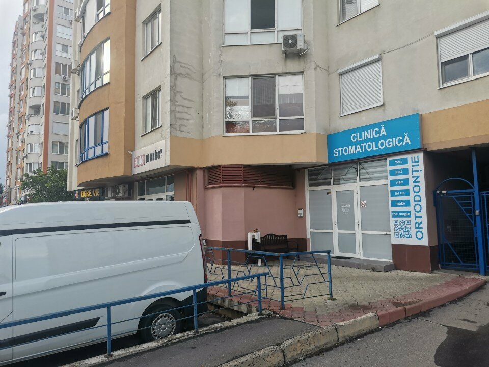 Özel ağız ve diş sağlığı klinikleri ve muayenehaneleri Ortodontie - Andrei Busmachiu, Kişinev, foto