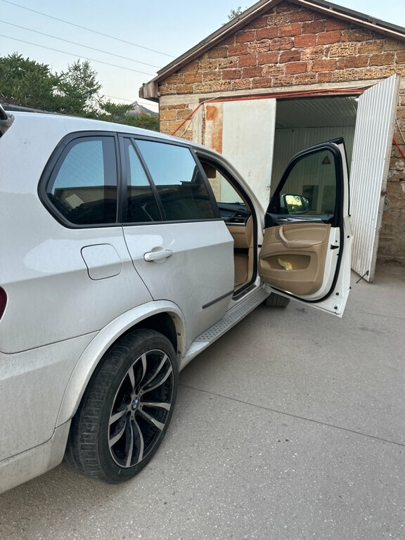 Oto lastik tamiri Шиномонтаж, Kırım Cumhuriyeti, foto