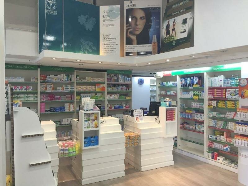 Alternatif tıp merkezleri Farmacia del Transito Dott. Manzoni Bruno, Katanya, foto