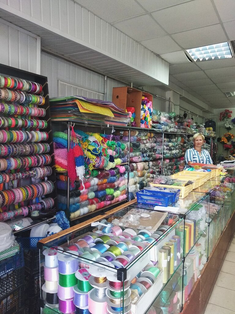 Hobi, elişi için ürünler Bolero, Serdobsk, foto