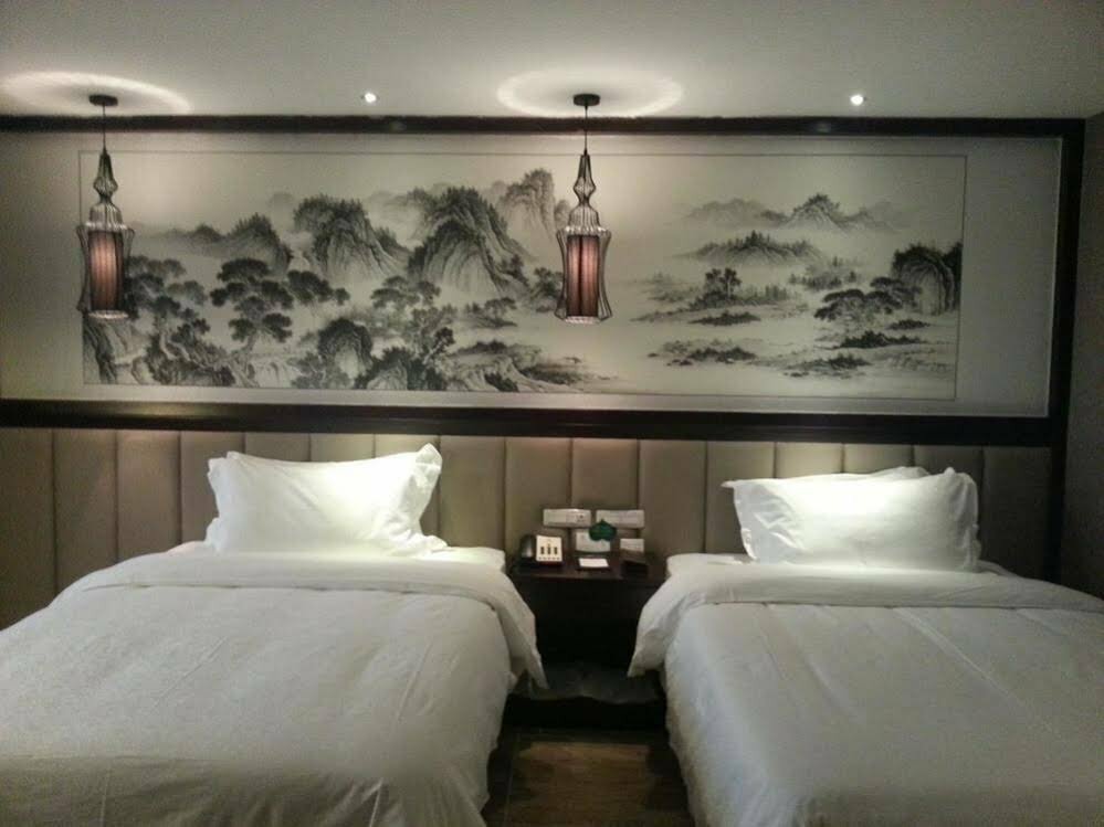 Otel Camphor Forest Hotel, Guilin, foto