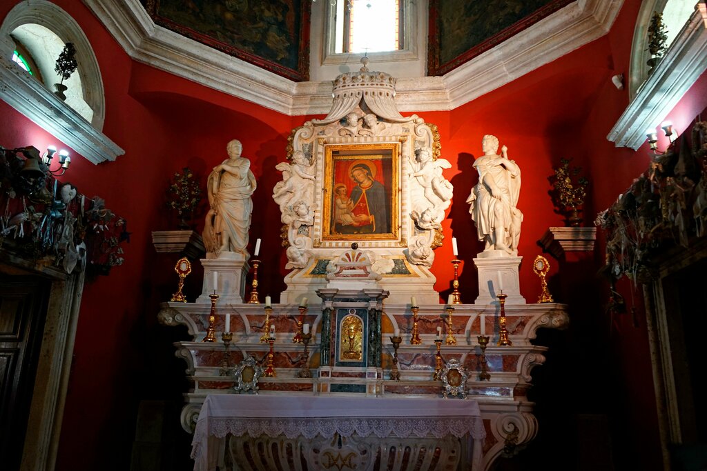 Ortodoks kiliseleri Gospa od Milosrda, Dünya, foto