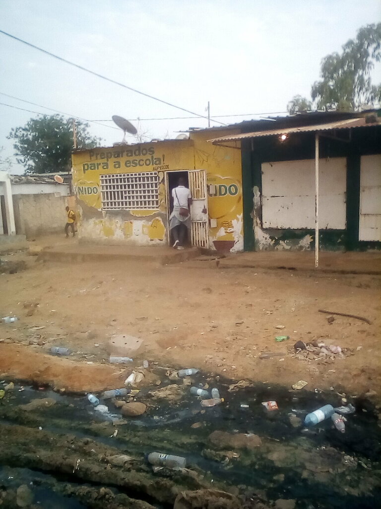 Kantin, yemekhane Cantina, Loanda, foto