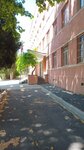 School № 151 (Vazha Pshavela avenue No:61), ortaokul  Tiflis'ten
