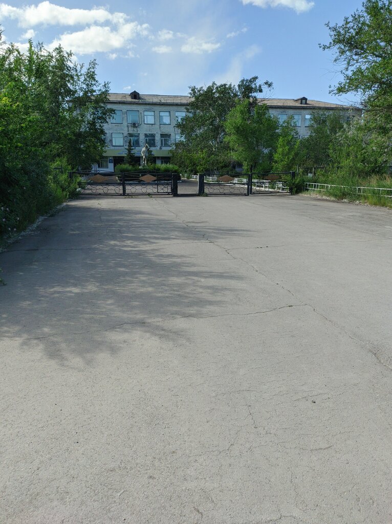 Yüksekokul Aksu Higher Multidisciplinary College named after Jayau Musa, Aksu, foto