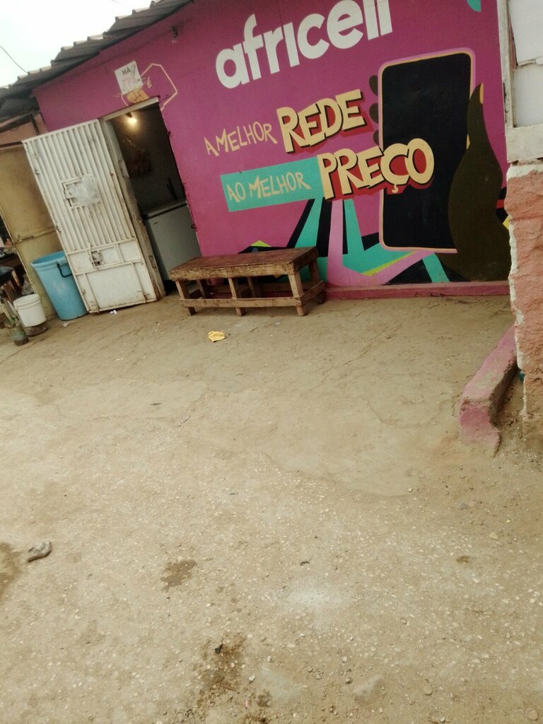 Market Africell, Loanda, foto