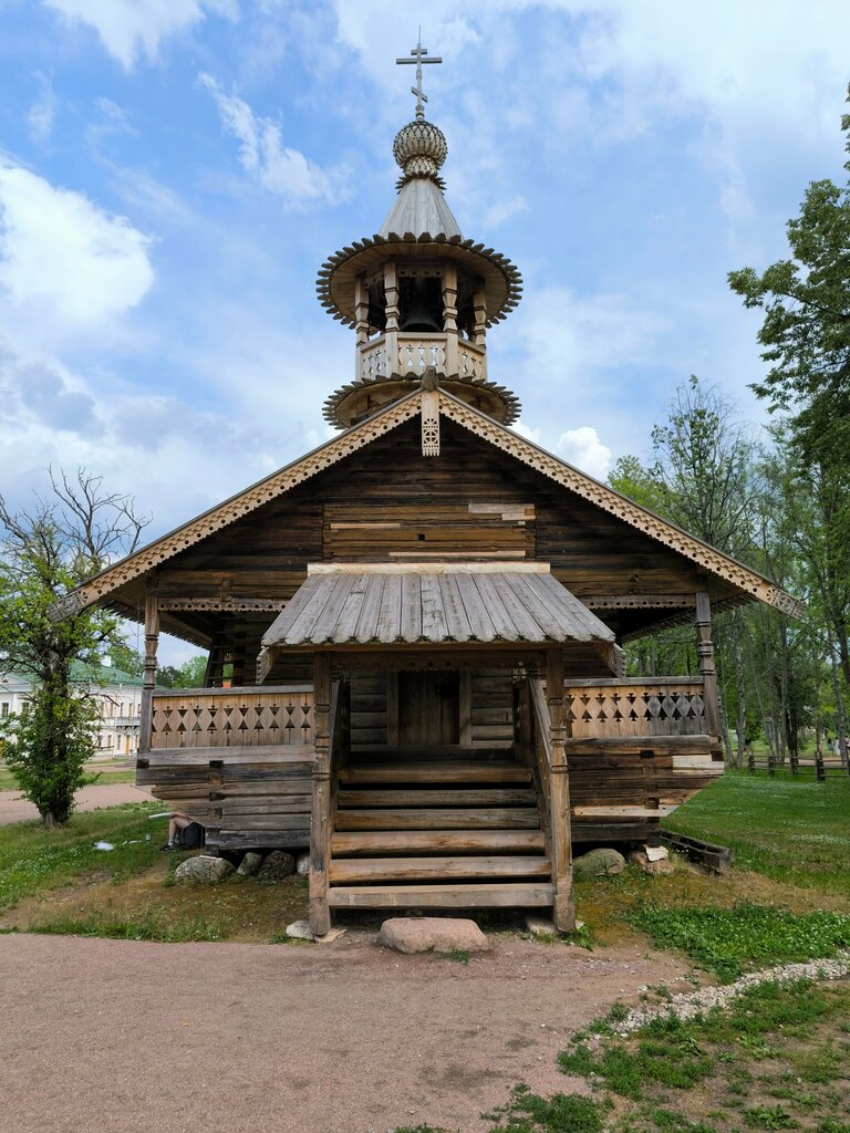Şapel, haç anıtı Chapel of Kirik and Iulitta, Velikiy Novgorod, foto