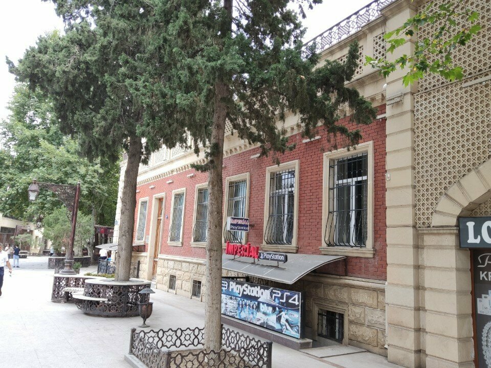 Oyun salonları İmperial PlayStation, Gence, foto