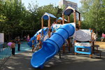 Playground (Moscow Region, Mytischi, 18-y mikrorayon, Solnechniy Residential Complex), oyun alanı  Mytişçi'den