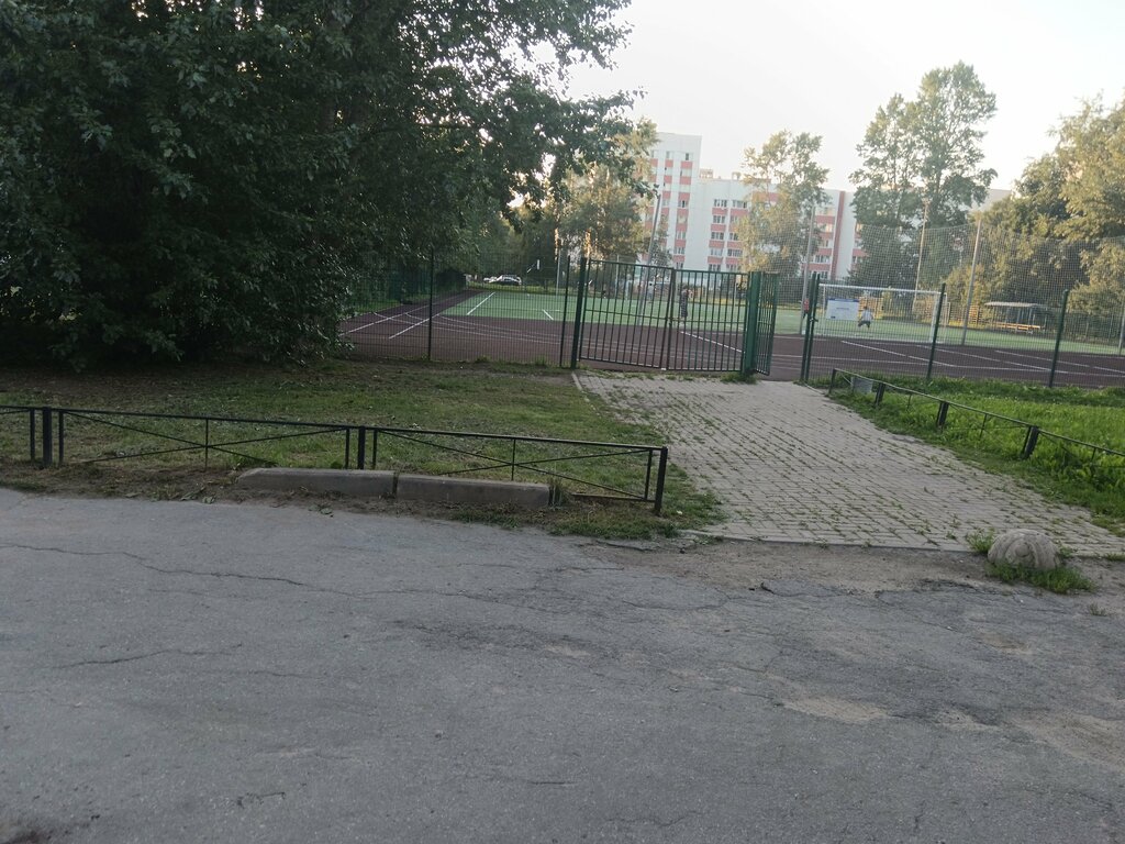 Geri dönüşüm maddeleri Точка сбора мусора, Saint‑Petersburg, foto