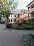 Барон Мюнхгаузен (Кипарисовая аллея No:11), otel  Sudak'tan